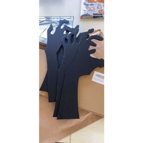 Holiday | 5 Pack Halloween Black Hands Yard Signs With Stakes Scary ...